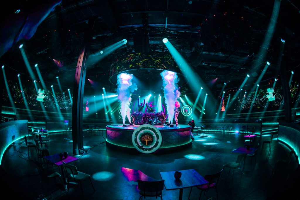 Live optreden van DJ La Fuente in Studio 21 - Studio 21